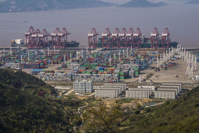 10 Largest Ports in the World - Largest.org