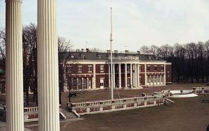 10 Largest Homes in the United States - Largest.org