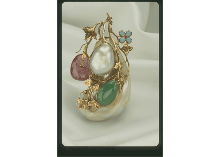 9 Largest Pearls Ever Found - Largest.org